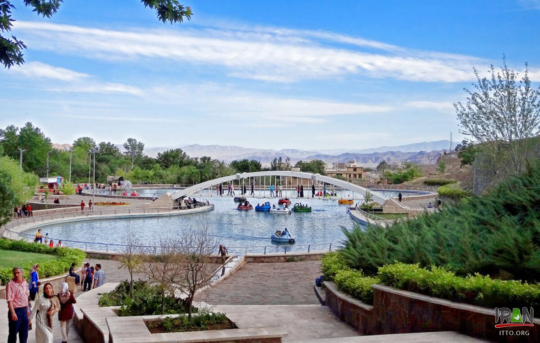 Mahalat Sarcheshmeh Spring (Sarcheshmeh Park) Photo Gallery - Iran ...