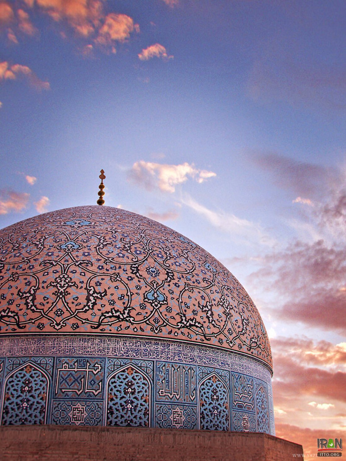 Sheikh Lotfollah Mosque Photo Gallery - Iran Travel and Tourism