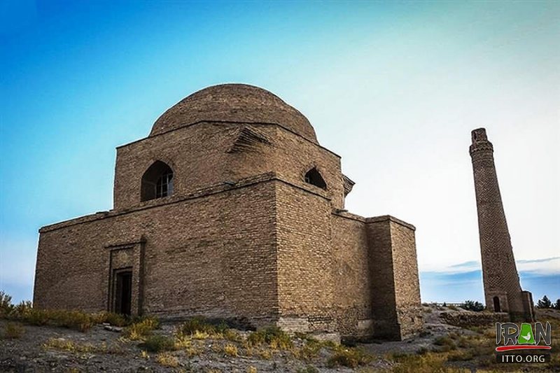 Tomb of Arsalan Jazeb and Ayaz Minaret Photo Gallery - Iran Travel and ...