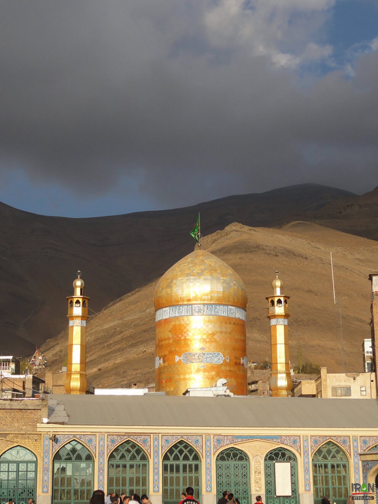 Imamzadeh Davood Photo Gallery - Iran Travel and Tourism