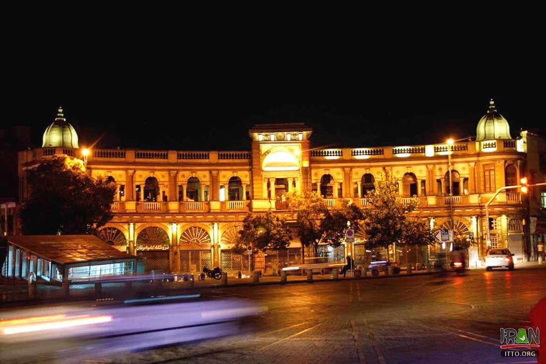 Hasan Abad Square Photo Gallery - Iran Travel and Tourism