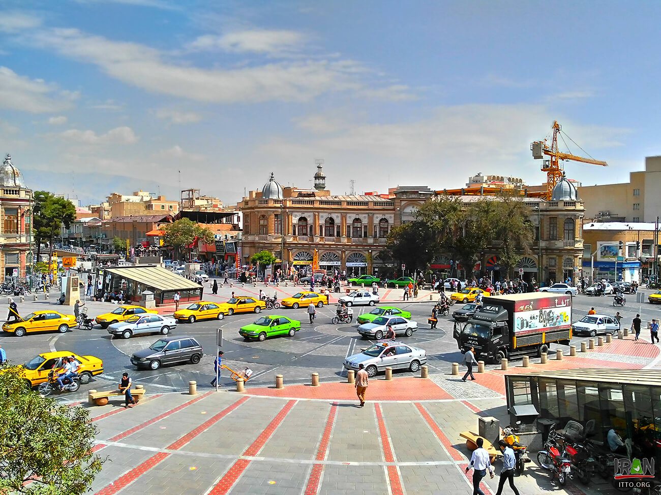 Hasan Abad Square Photo Gallery - Iran Travel and Tourism