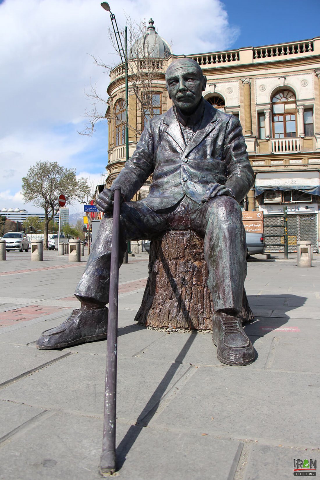 Hasan Abad Square Photo Gallery - Iran Travel and Tourism