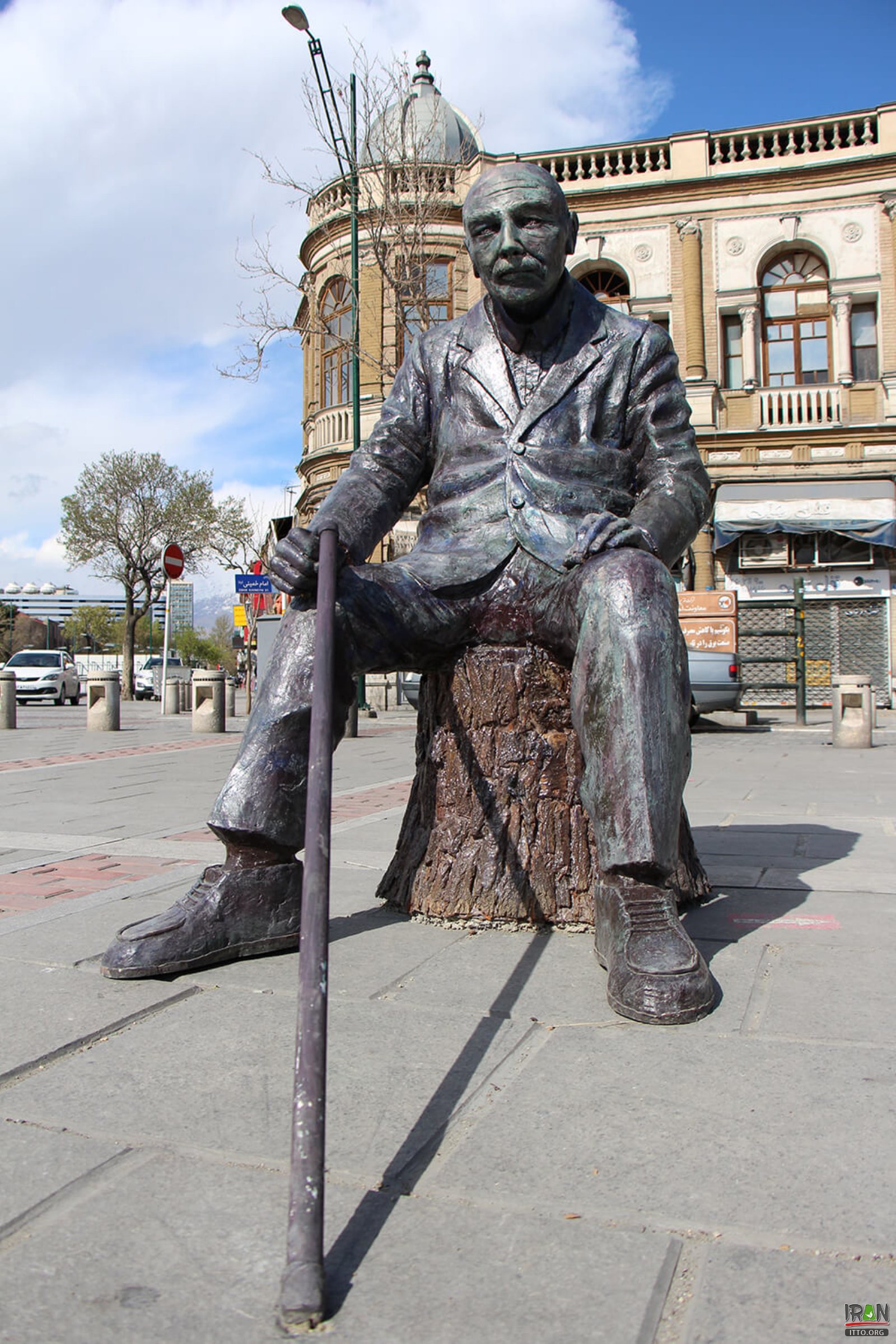 Hasan Abad Square Photo Gallery - Iran Travel and Tourism