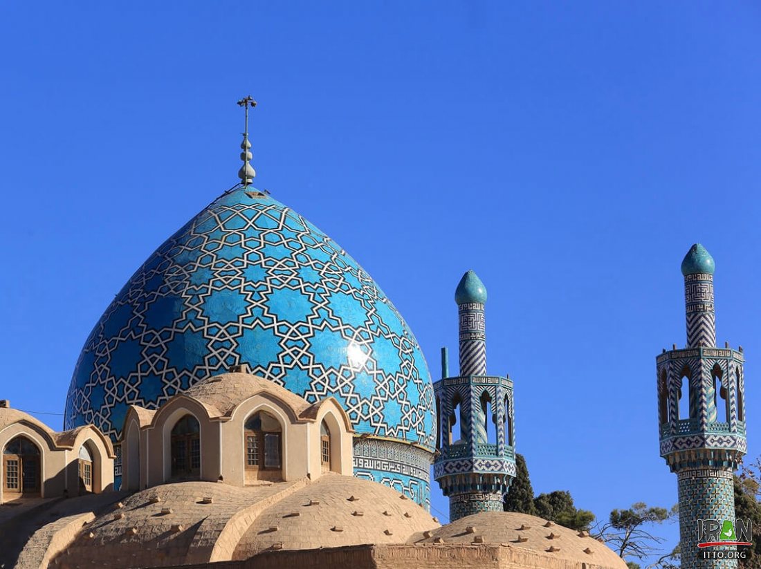 Tomb of Shah Nimatullah Vali Photo Gallery - Iran Travel and Tourism