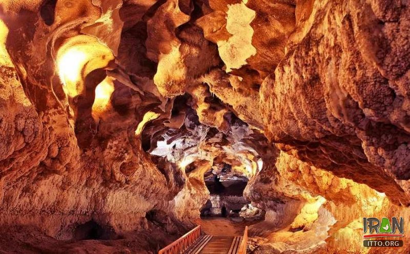 Katlah Khor Cave Photo Gallery - Iran Travel and Tourism