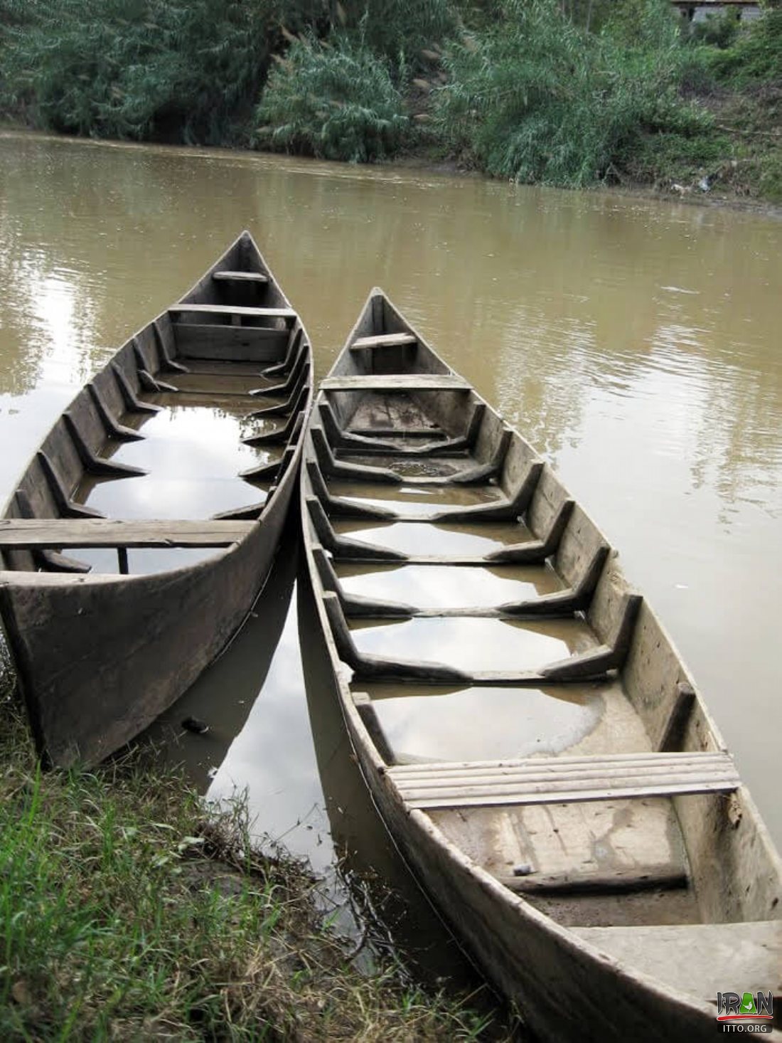 Shalman Rood River Photo Gallery - Iran Travel and Tourism