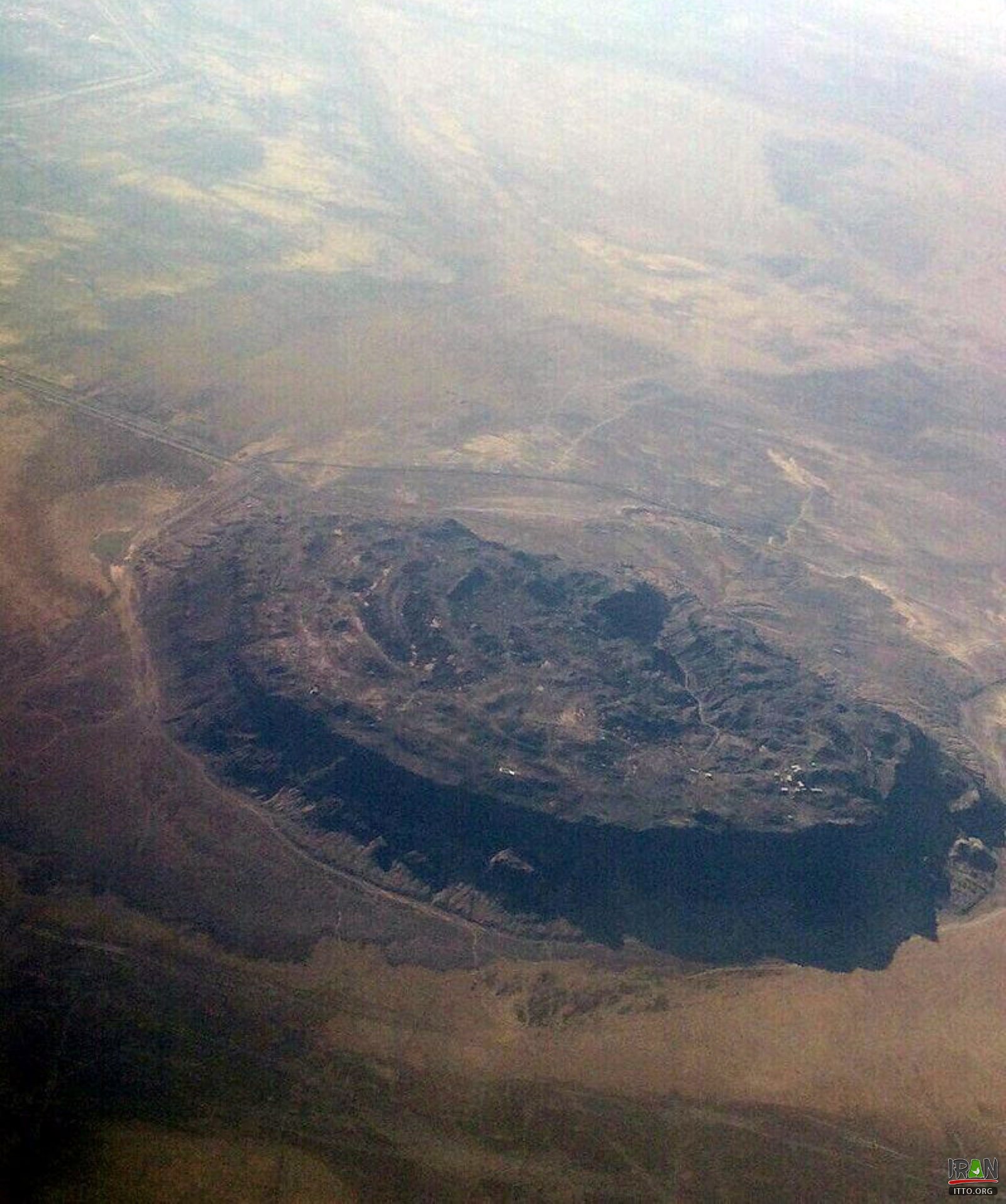 Sistan Mountains Photo Gallery - Iran Travel and Tourism