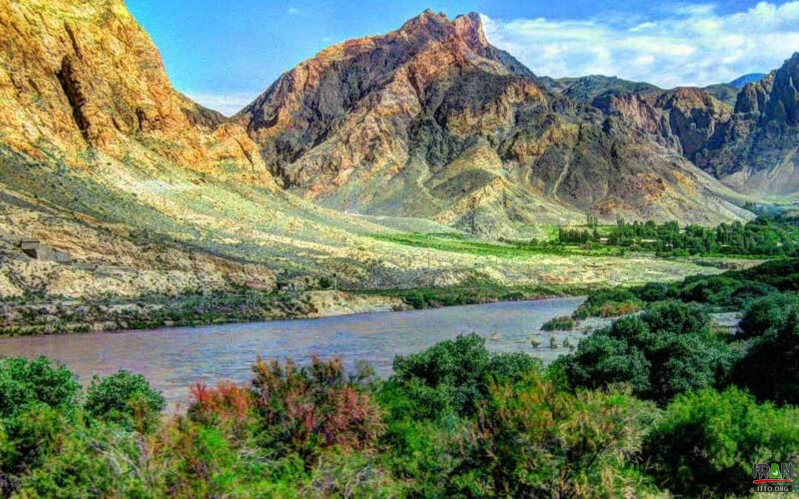 Aras River Photo Gallery - Iran Travel and Tourism