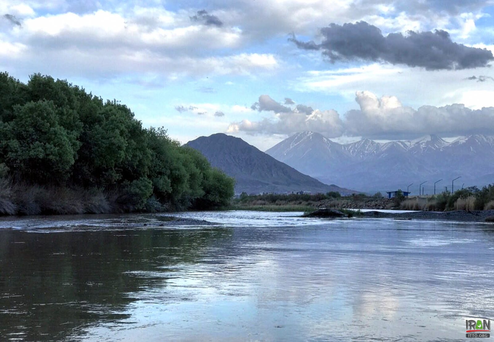 Aras River Photo Gallery - Iran Travel and Tourism