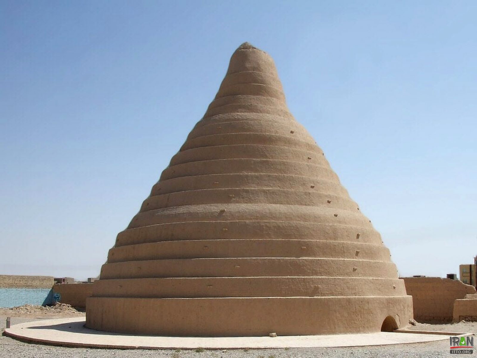 Ice-Pits in Yazd Photo Gallery - Iran Travel and Tourism