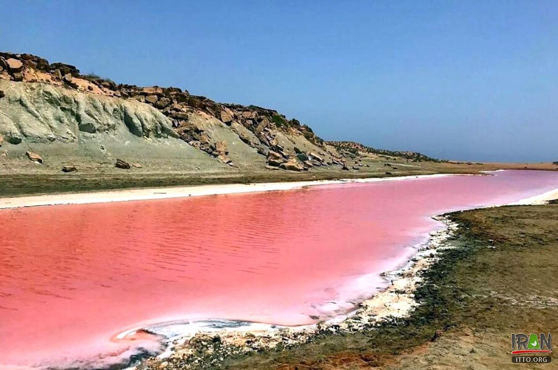Lipar Pink Lagoon Photo Gallery - Iran Travel and Tourism