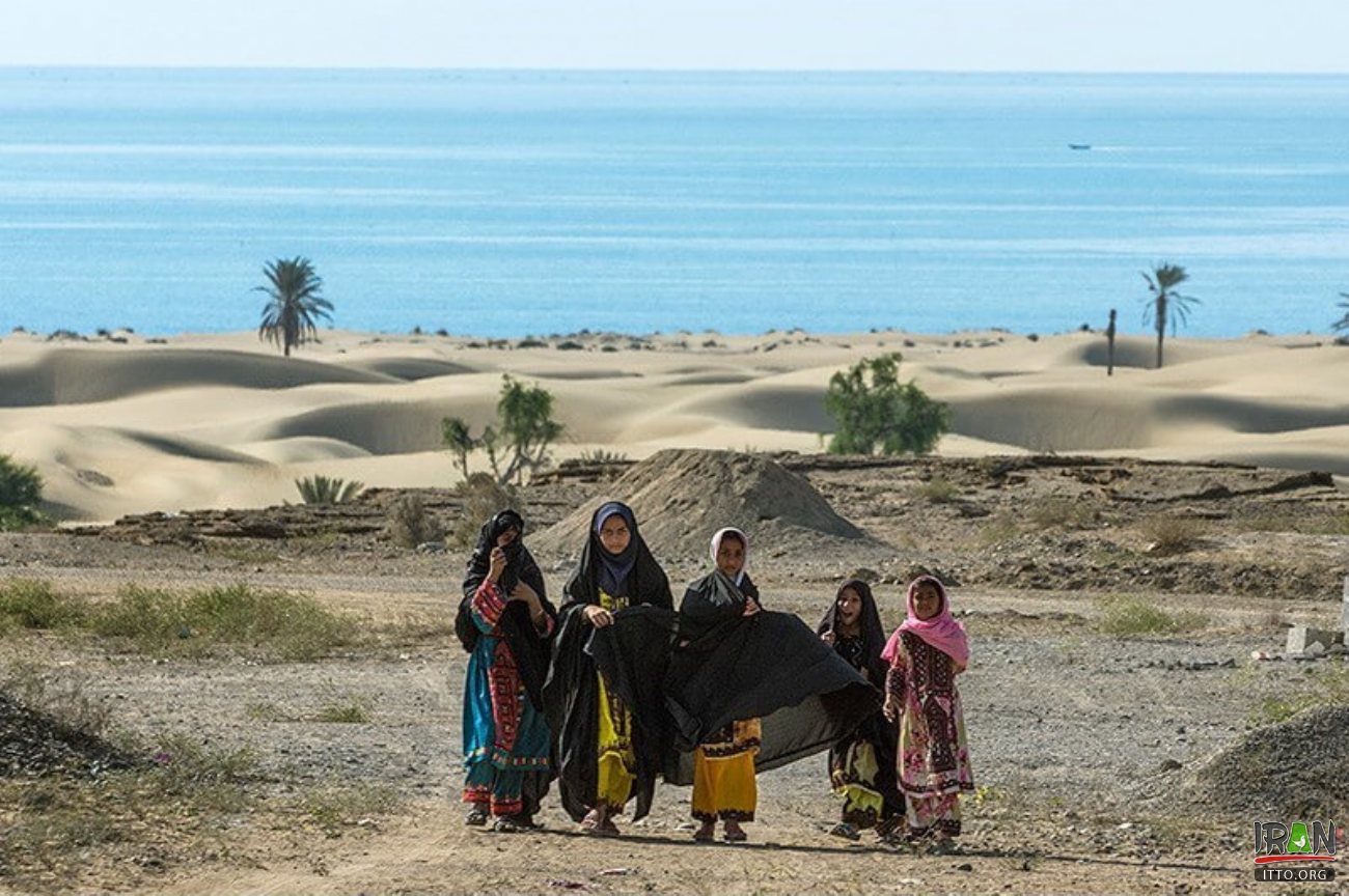 Darak Village (Darak Beach) Photo Gallery - Iran Travel and Tourism