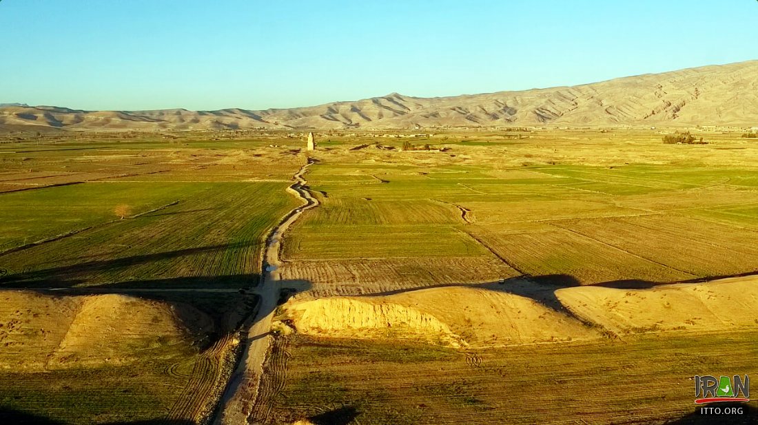 Shahr-e Gour Ancient City Photo Gallery - Iran Travel and Tourism