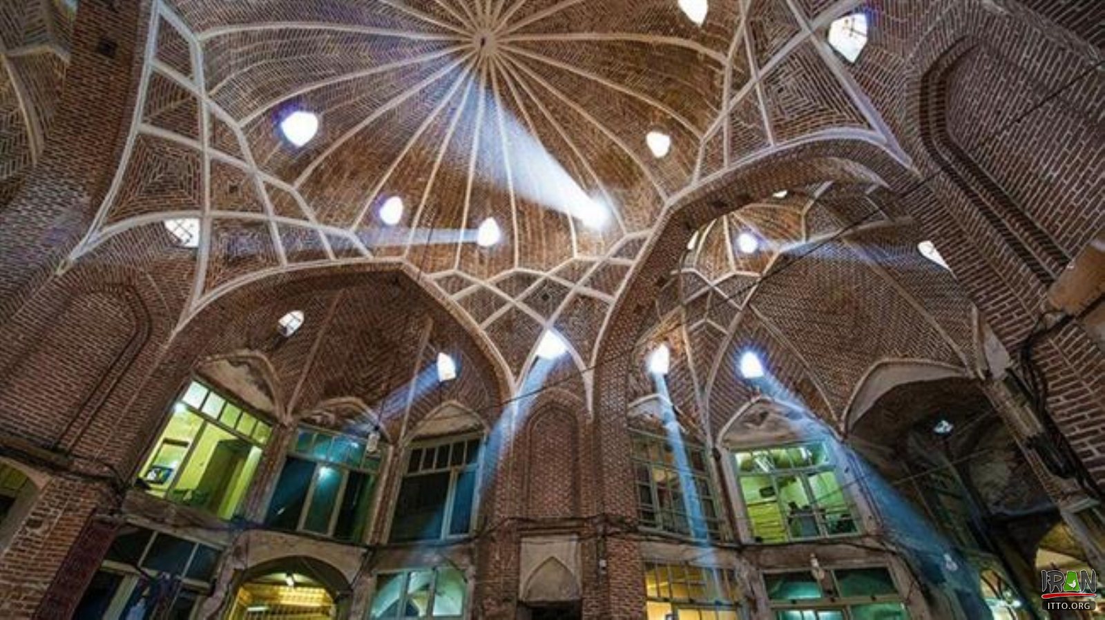 Tabriz Grand Bazaar Photo Gallery - Iran Travel and Tourism