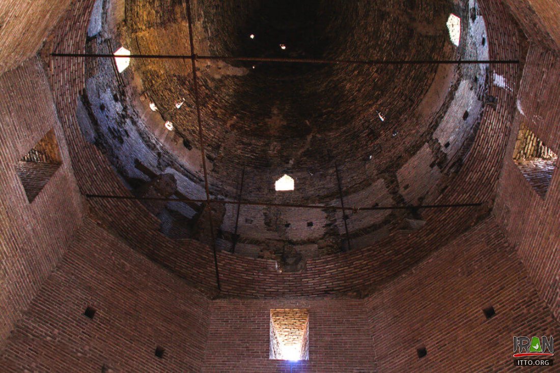 Radkan Tower Chenaran Photo Gallery - Iran Travel and Tourism