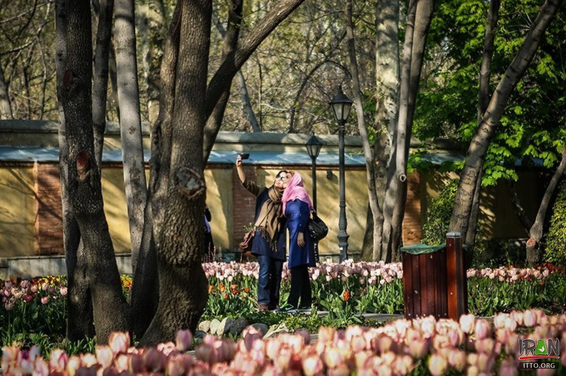 Persian Garden Photo Gallery - Iran Travel and Tourism