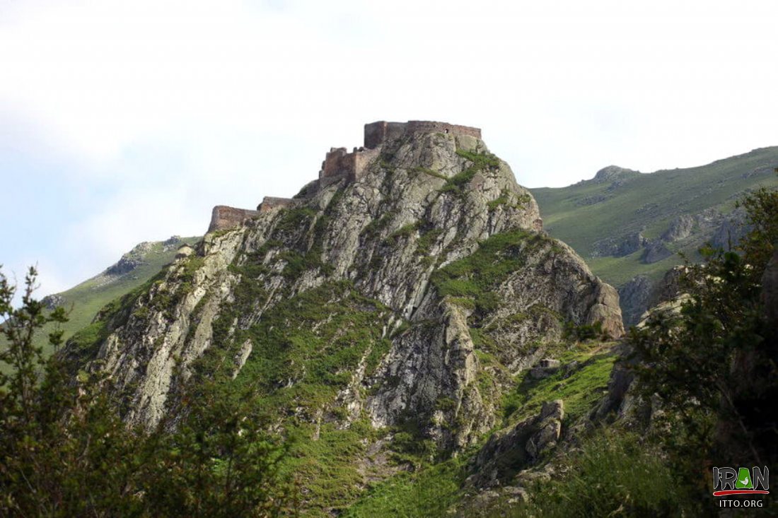Babak Castle Photo Gallery - Iran Travel and Tourism
