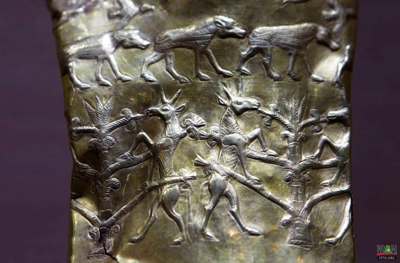 Marlik Hill (Archaeological site) Photo Gallery - Iran Travel and Tourism