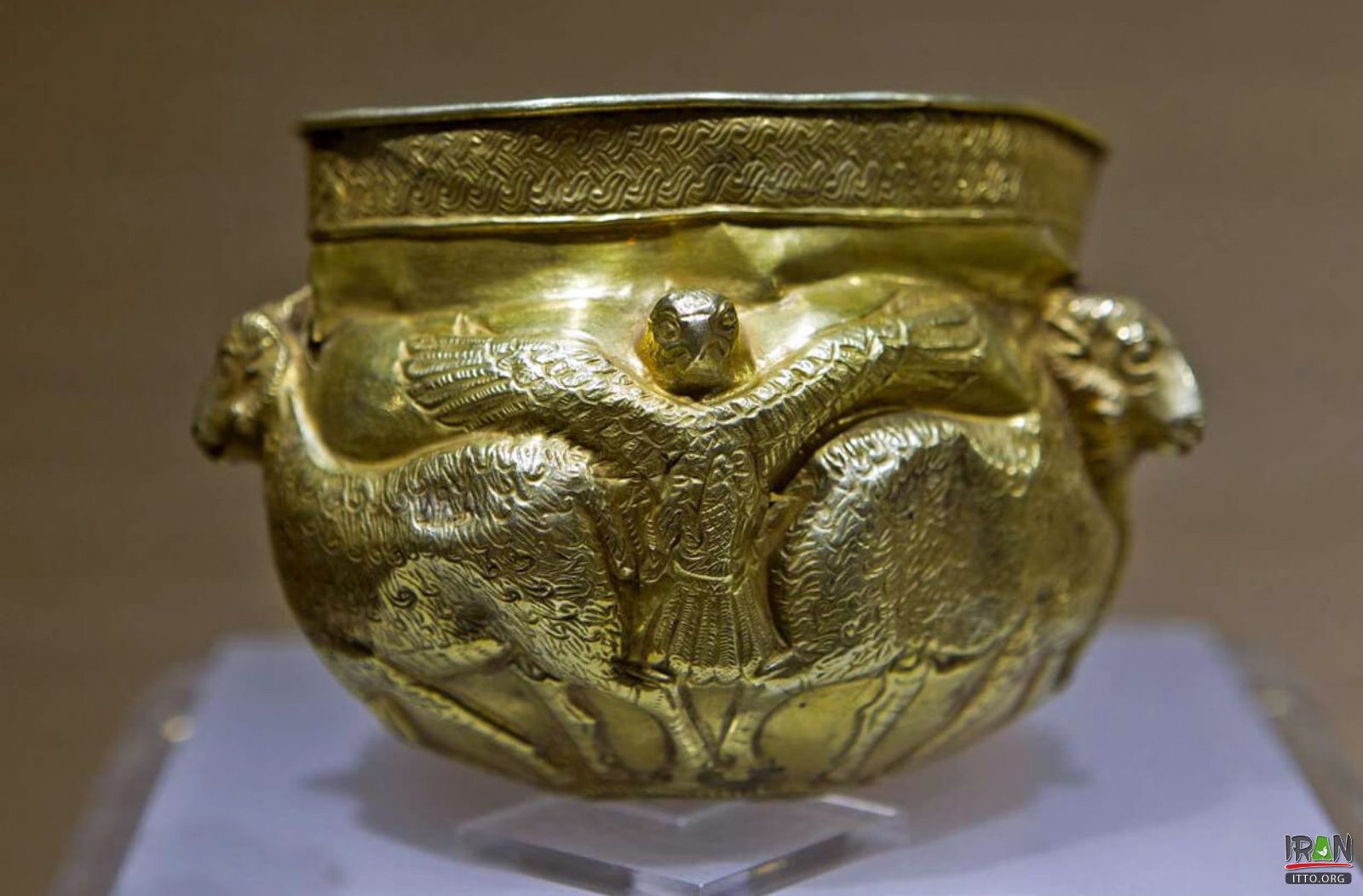 Marlik Hill (Archaeological site) Photo Gallery - Iran Travel and Tourism