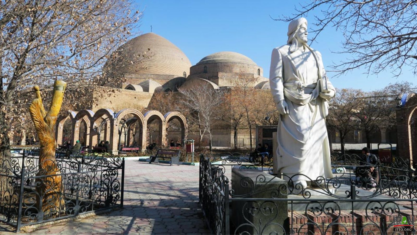 Kabood Mosque Photo Gallery - Iran Travel and Tourism