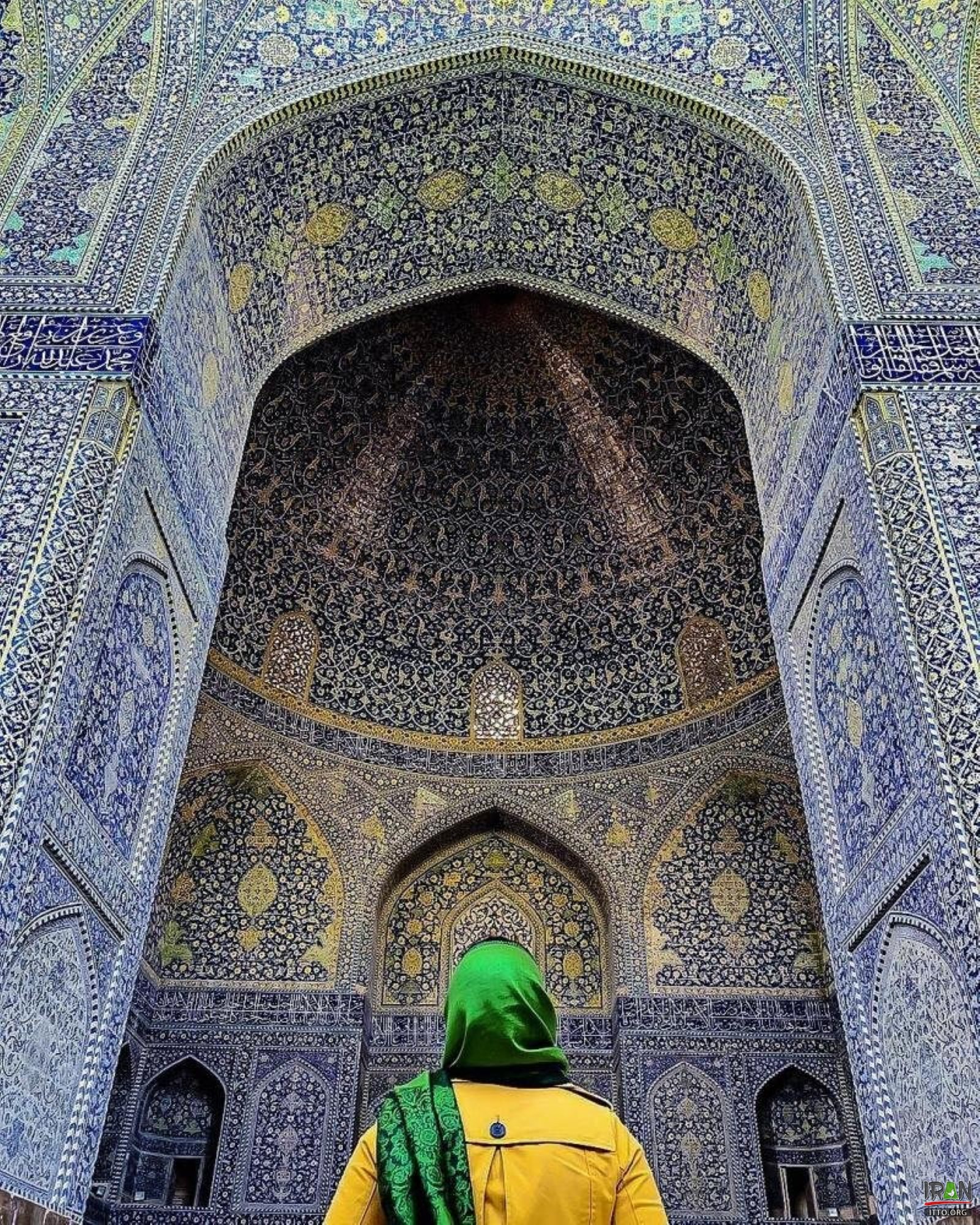 Imam Mosque (Shah Mosque) Photo Gallery - Iran Travel and Tourism