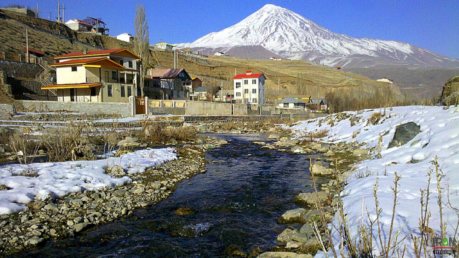 Mount Damavand Photo Gallery - Iran Travel and Tourism