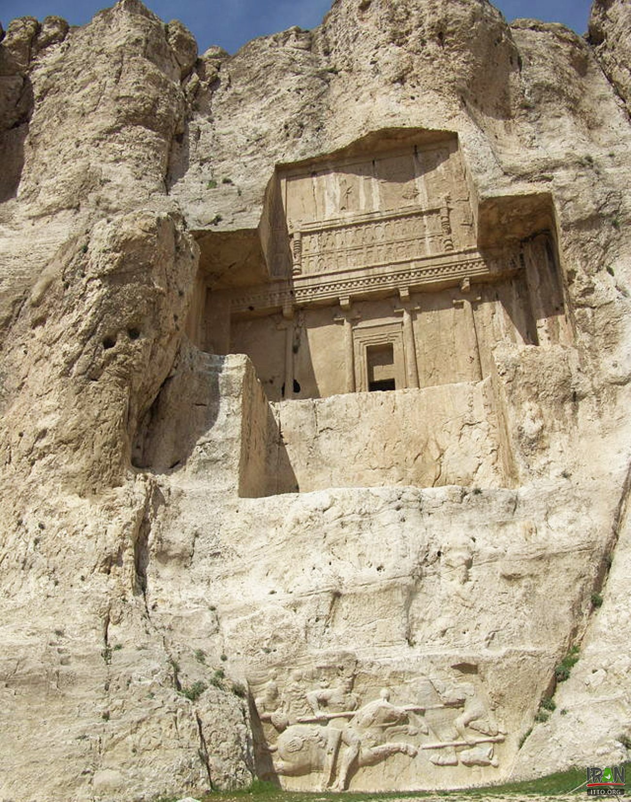 Naqsh-e Rustam Engraving Photo Gallery - Iran Travel and Tourism