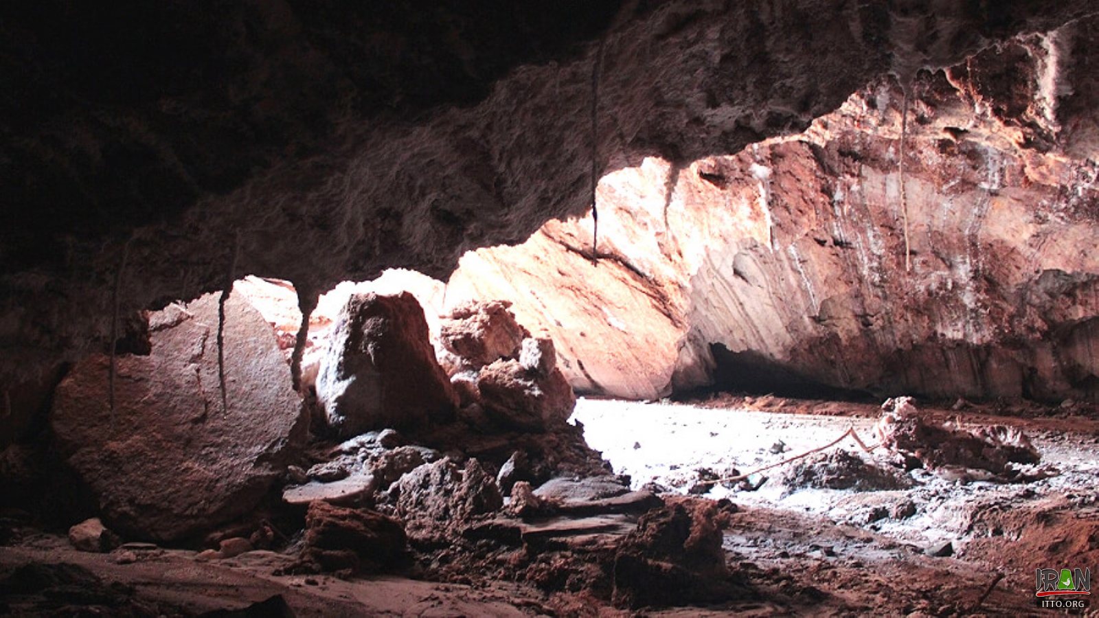 Namakdan Salt Cave Photo Gallery - Iran Travel and Tourism