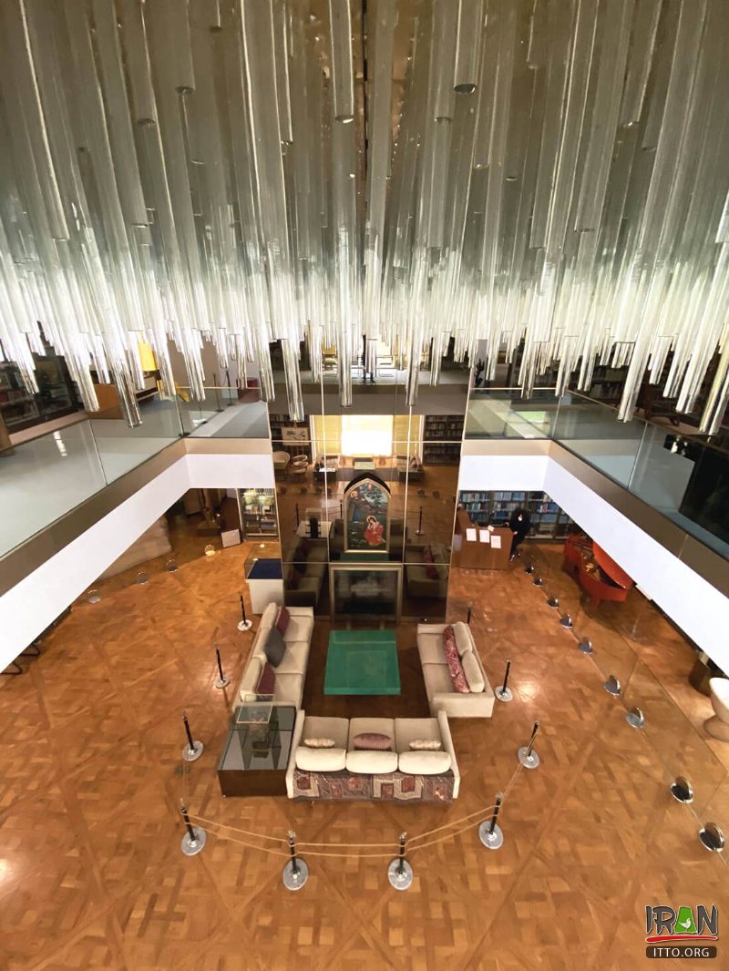 Niavaran Palace Complex Photo Gallery - Iran Travel and Tourism