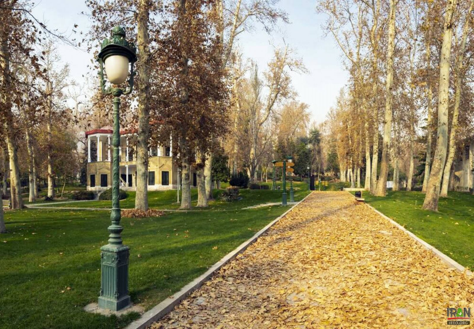 Niavaran Palace Complex Photo Gallery - Iran Travel and Tourism