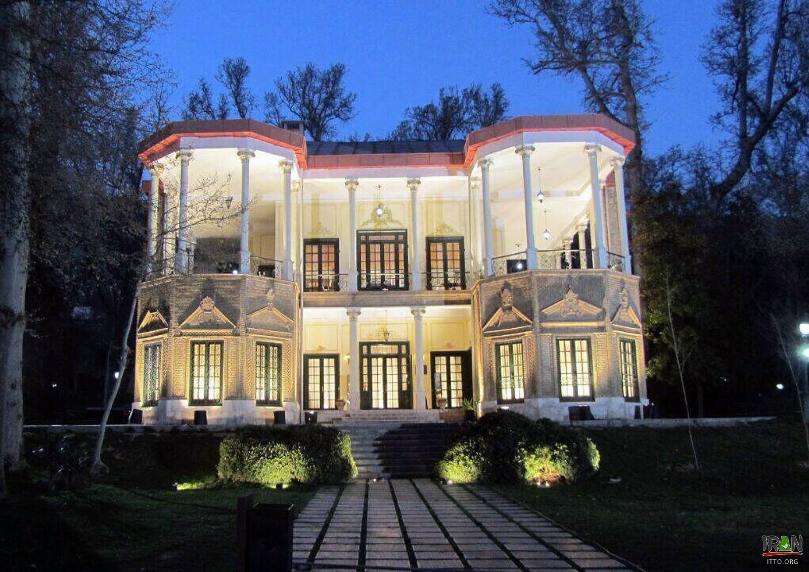 Niavaran Palace Complex Photo Gallery - Iran Travel and Tourism