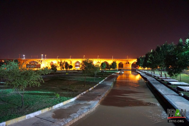 Old Bridge of Dezful Photo Gallery - Iran Travel and Tourism