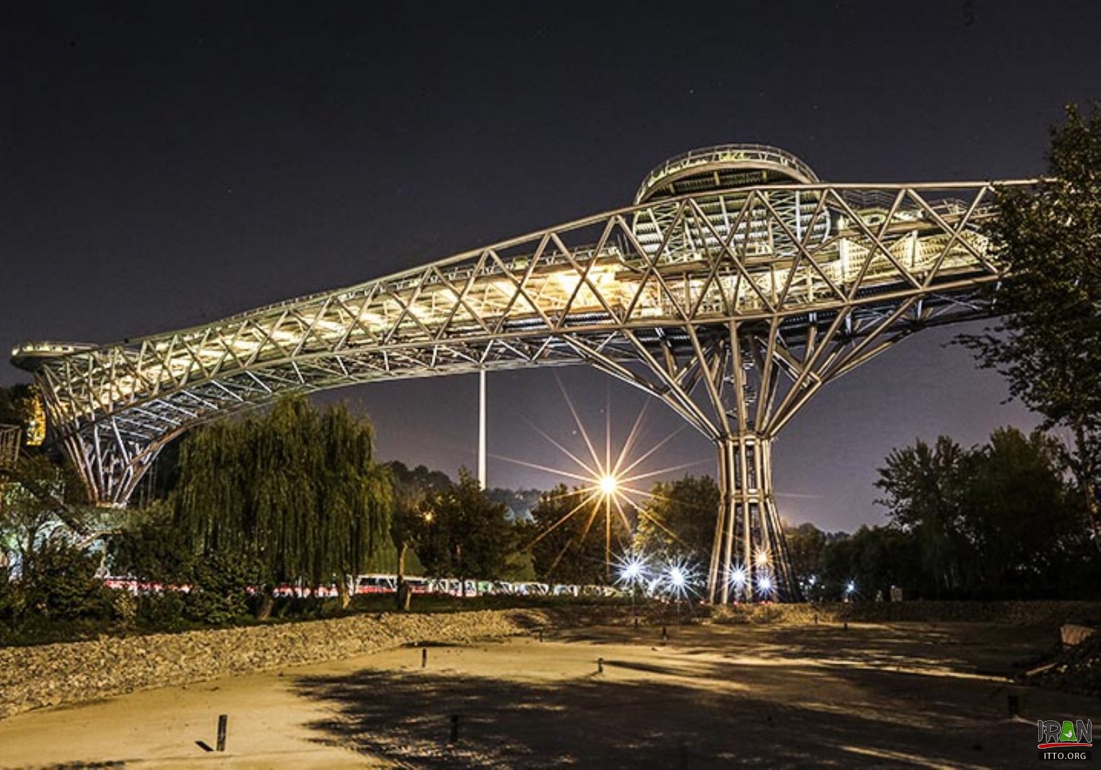 Tabiat Bridge Photo Gallery - Iran Travel and Tourism