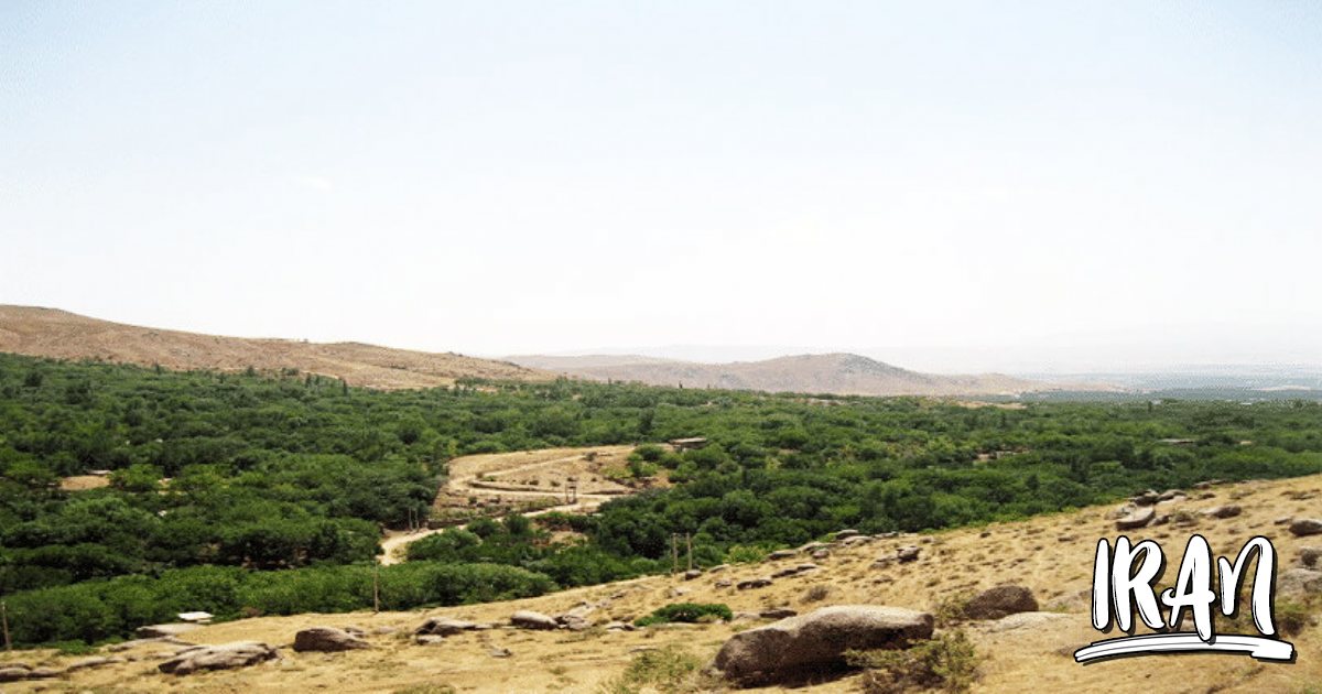 PHOTO: Serkan Valley near Tuyserkan - Iran Travel and Tourism