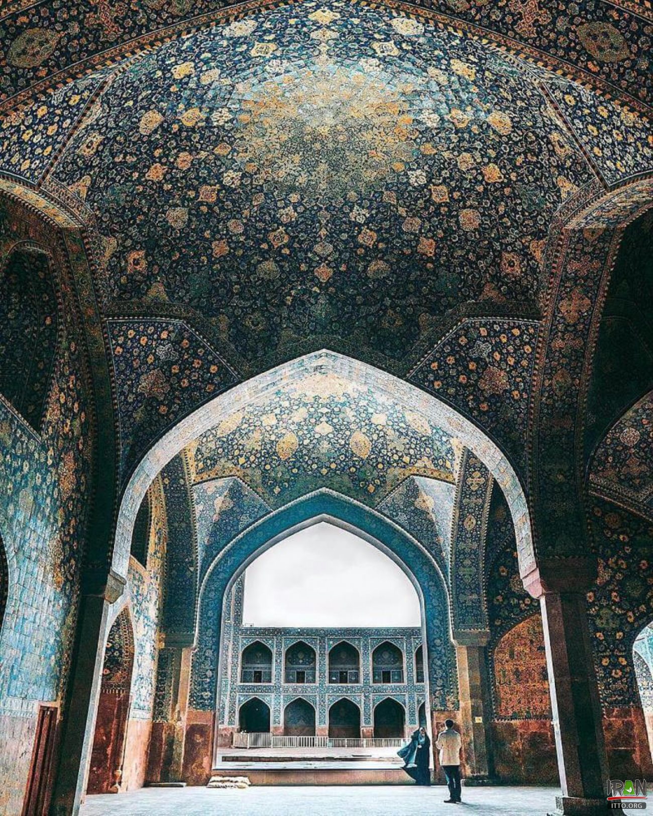 Imam Mosque (Shah Mosque) Photo Gallery - Iran Travel and Tourism