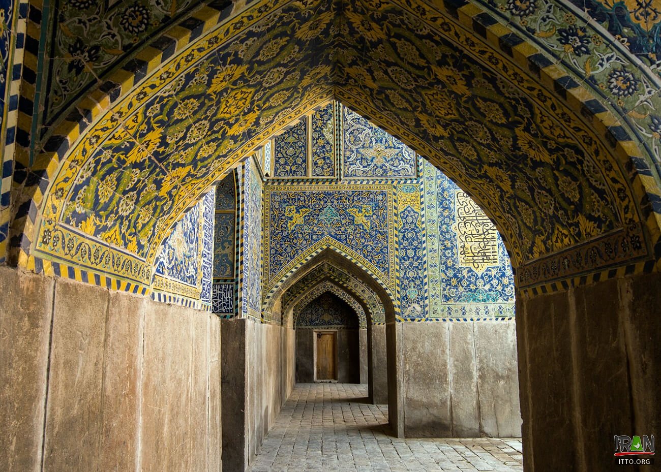 Imam Mosque (Shah Mosque) Photo Gallery - Iran Travel and Tourism