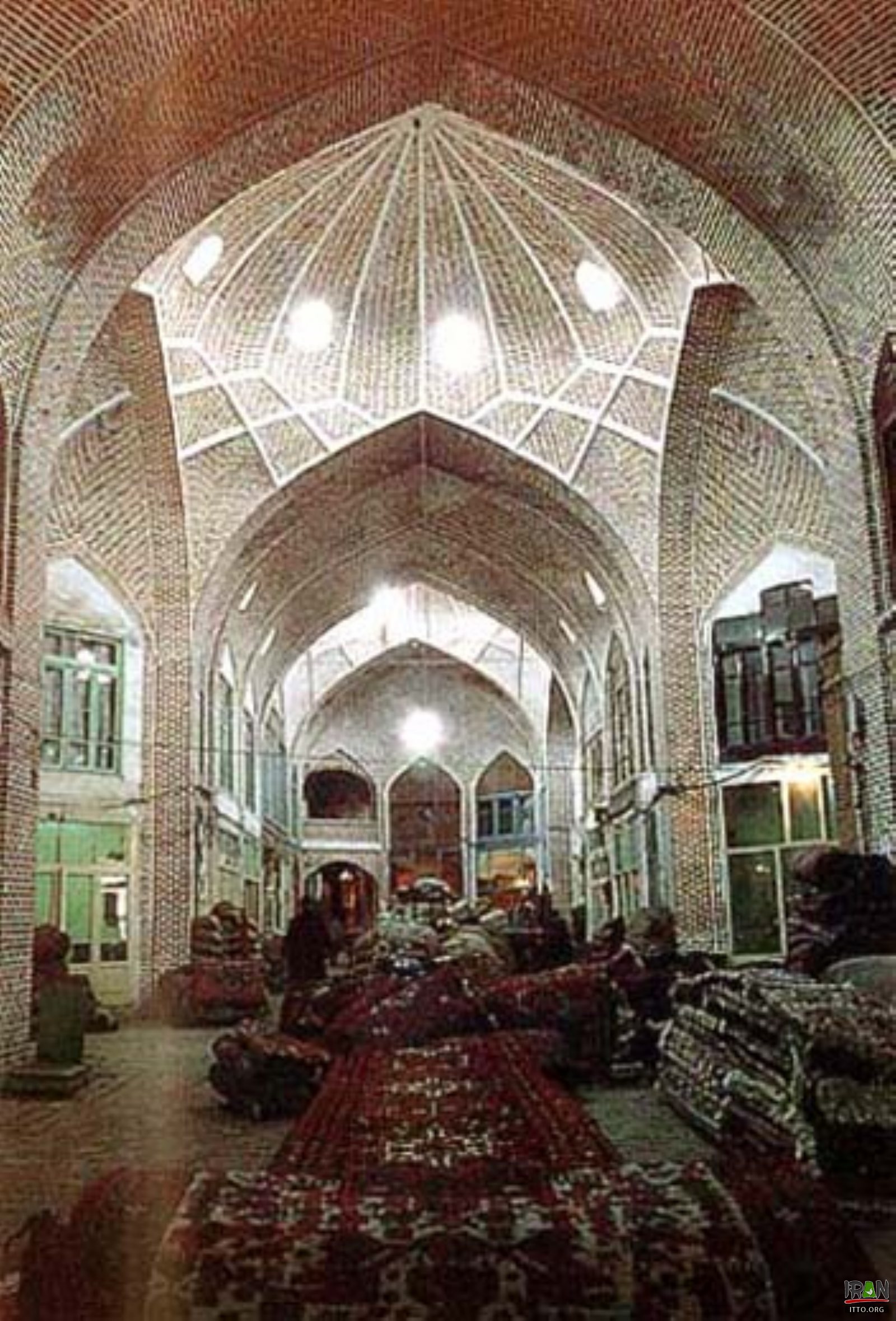Tabriz Grand Bazaar Photo Gallery - Iran Travel and Tourism