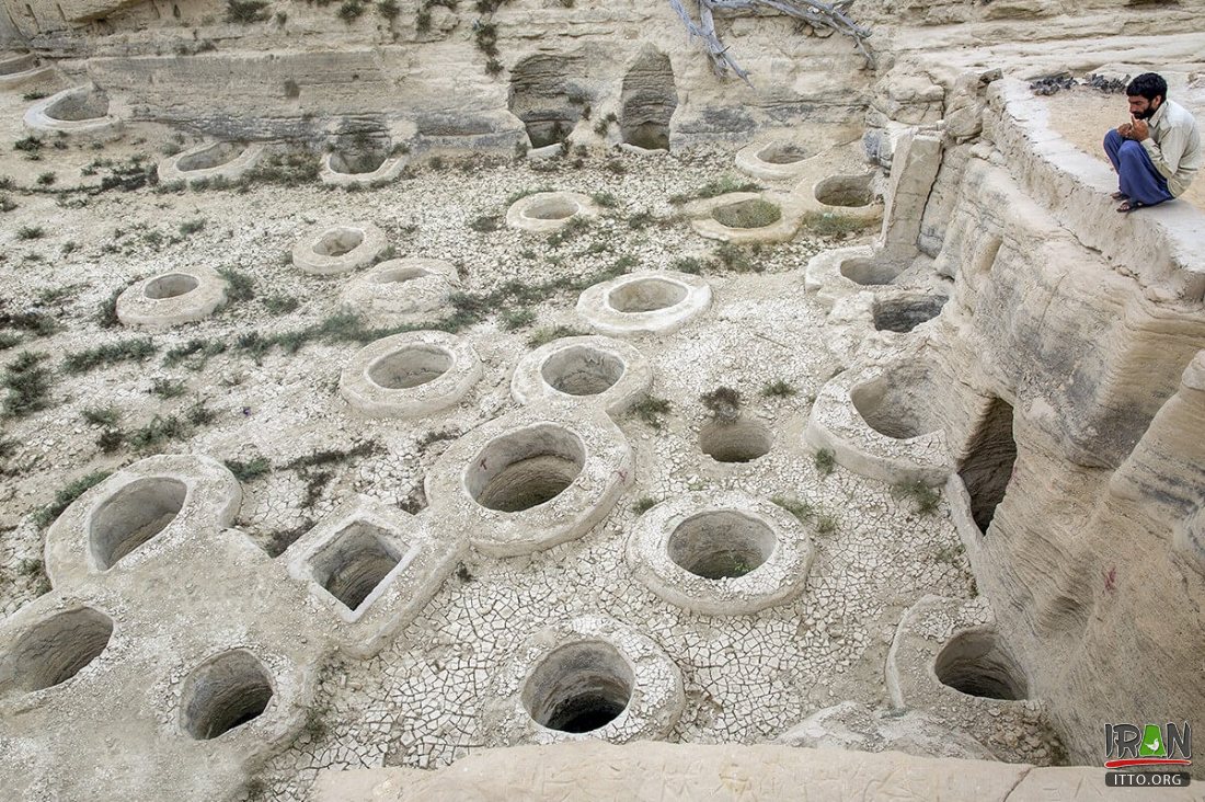 Laft Village Photo Gallery - Iran Travel and Tourism