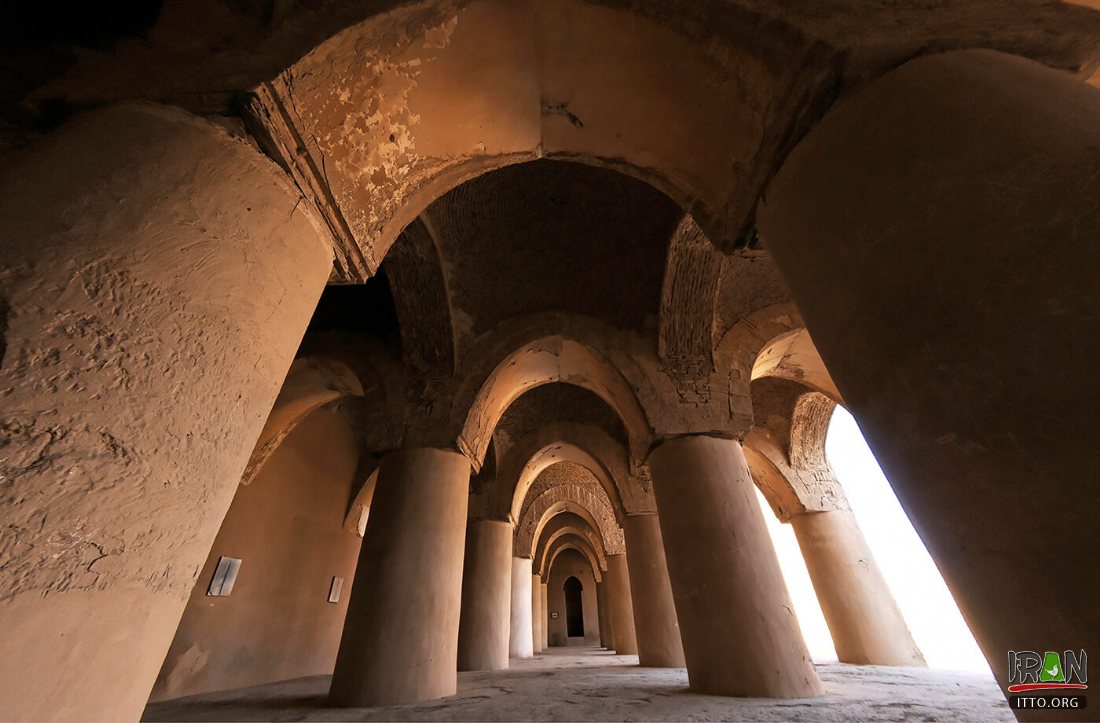 Tarikhaneh Mosque Photo Gallery - Iran Travel and Tourism