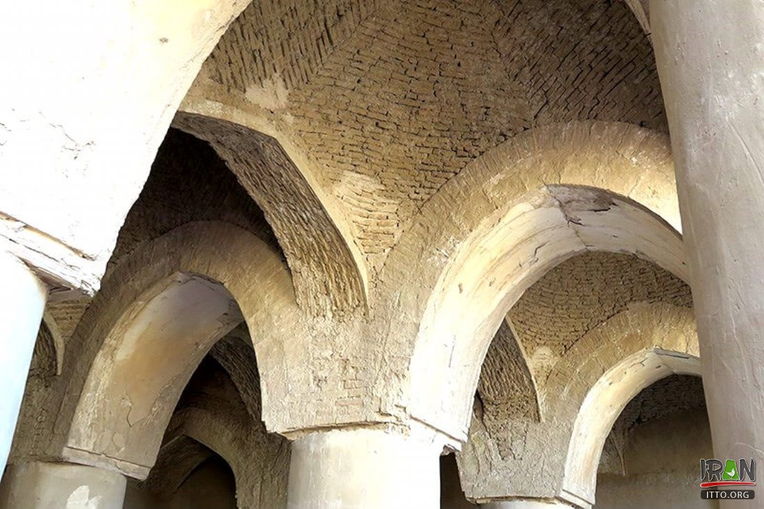 Tarikhaneh Mosque Photo Gallery - Iran Travel and Tourism