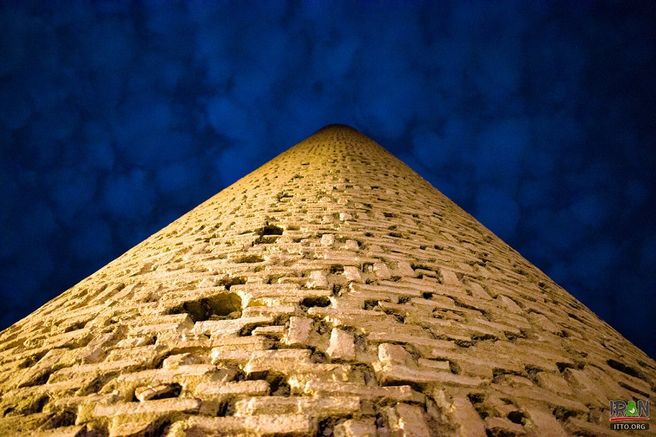 Tarikhaneh Mosque Photo Gallery - Iran Travel and Tourism