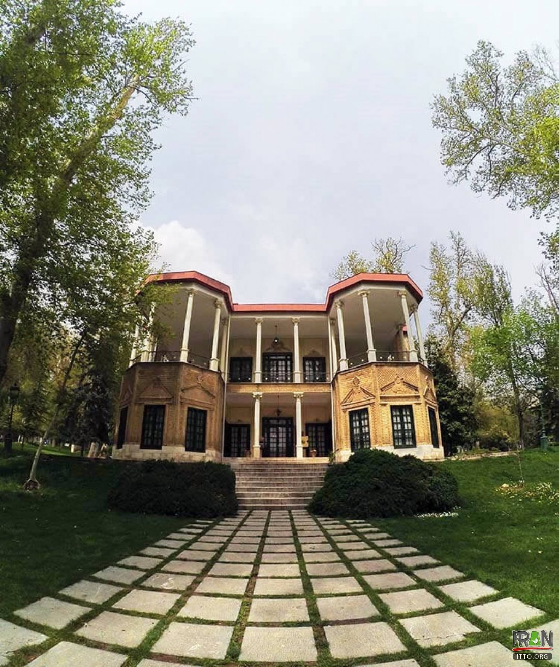 Niavaran Palace Complex Photo Gallery - Iran Travel and Tourism