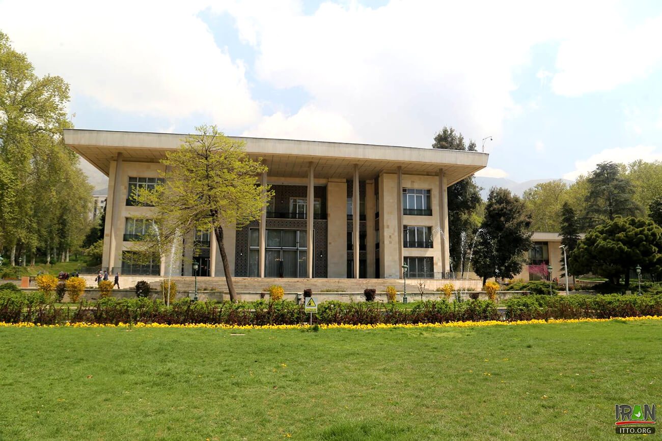 Niavaran Palace Complex Photo Gallery - Iran Travel and Tourism