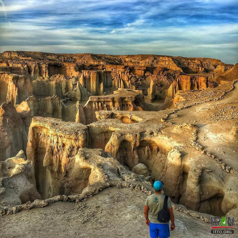 Valley of the Stars Photo Gallery - Iran Travel and Tourism