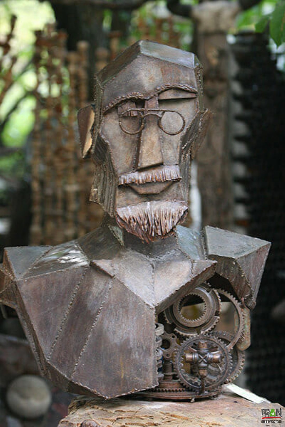 Vaziri Caved Museum Photo Gallery - Iran Travel and Tourism