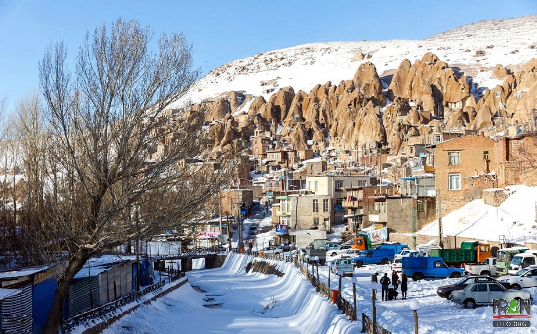 Kandovan Village Photo Gallery - Iran Travel and Tourism
