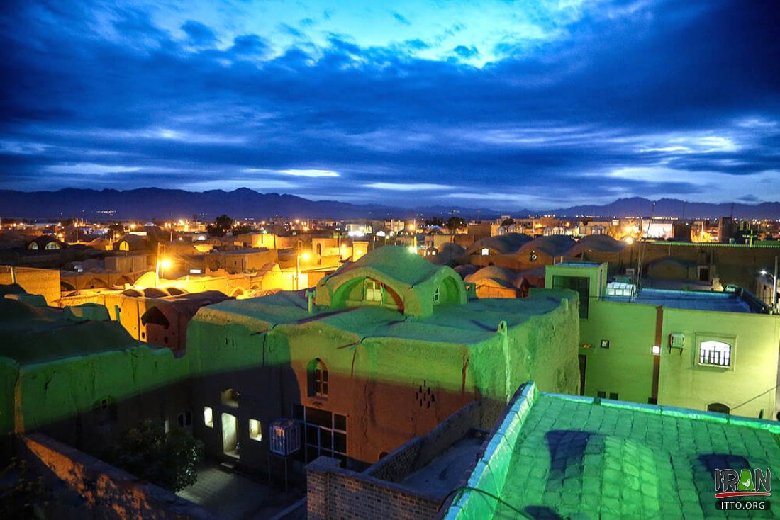 Zavareh Village Photo Gallery - Iran Travel and Tourism