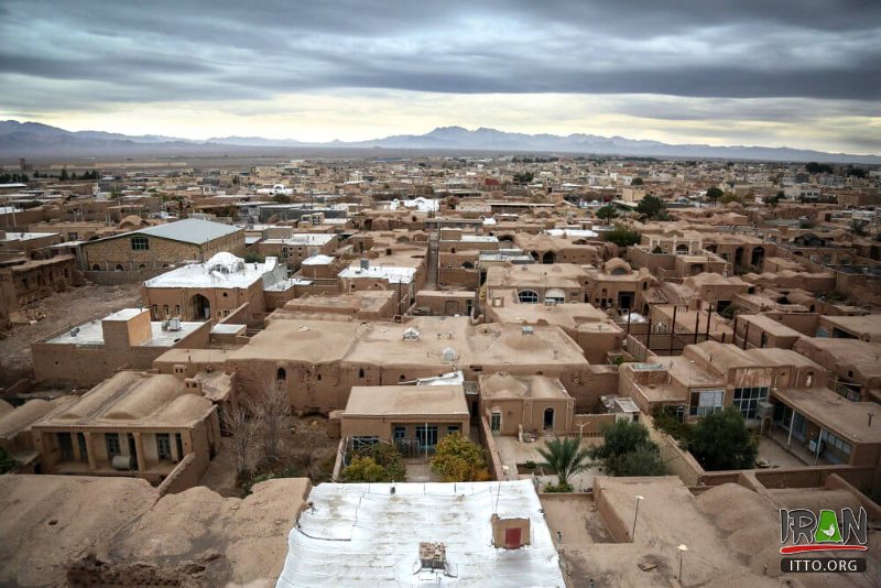 Zavareh Village Photo Gallery - Iran Travel and Tourism